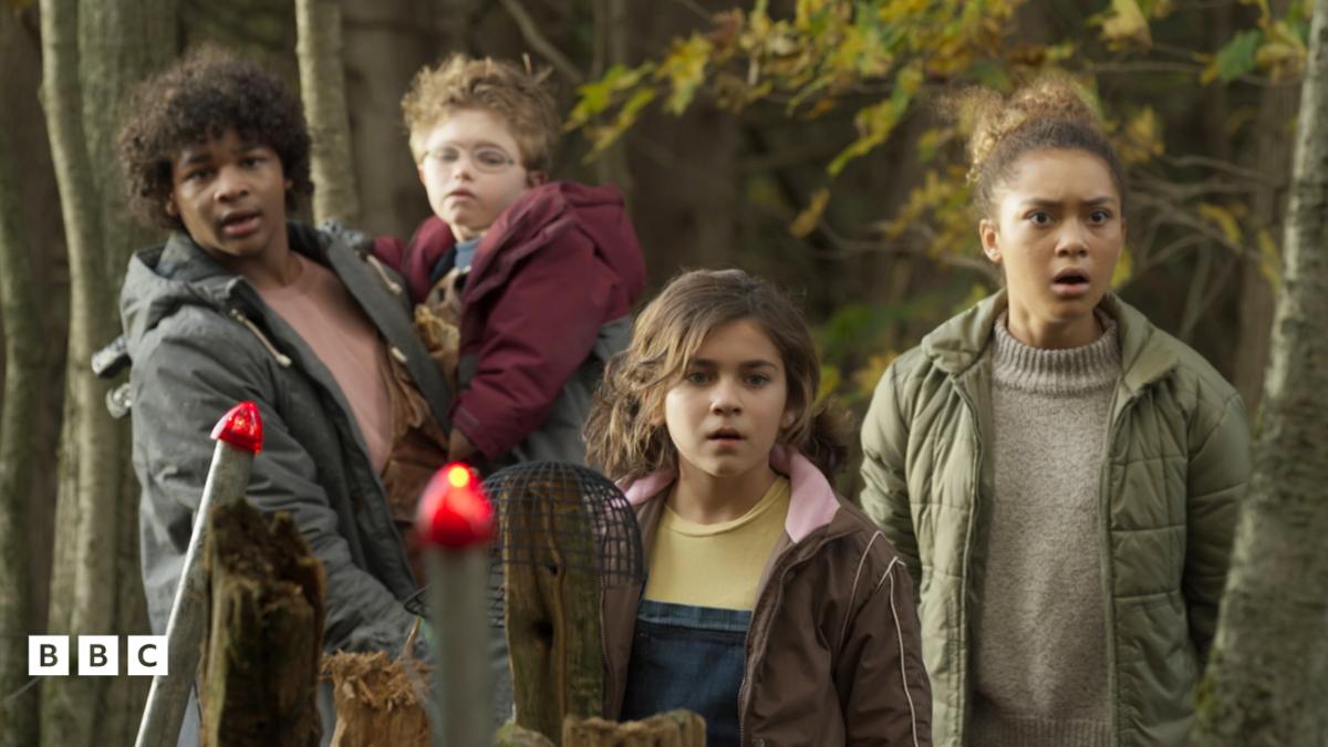 Endlings - Sneak Peek - CBBC sci-fi - spisode 6 - CBBC