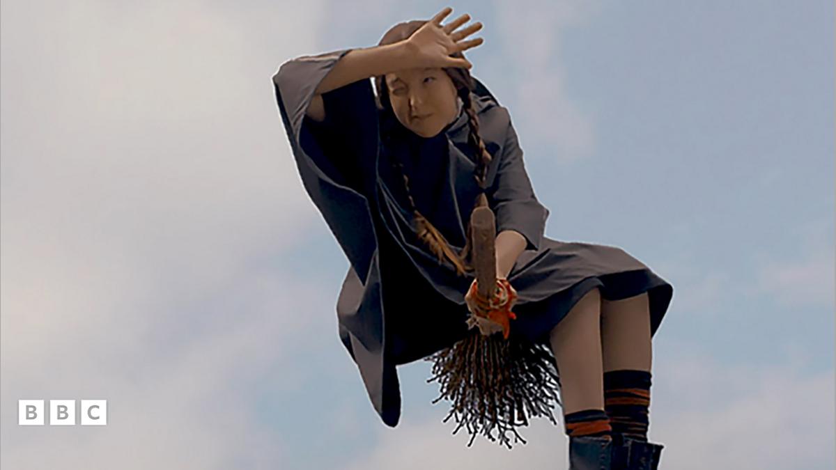 Watch a sneak peek for series 3 of The Worst Witch. - CBBC