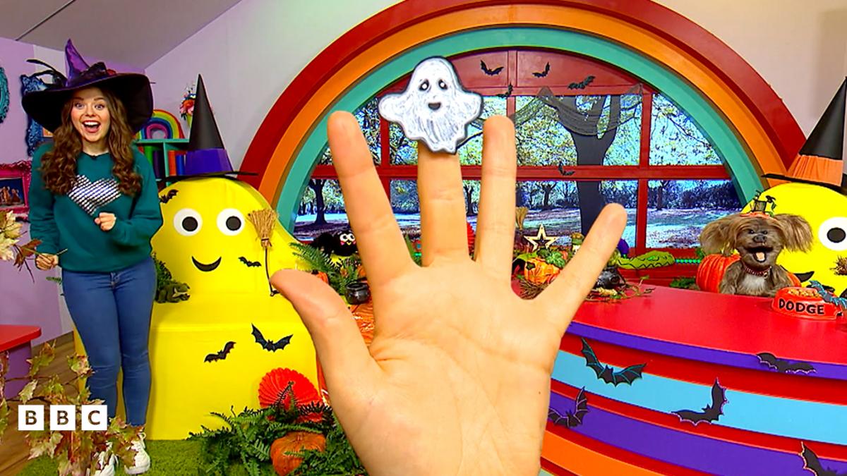 Happy Halloween song - Halloween music for kids party - CBeebies