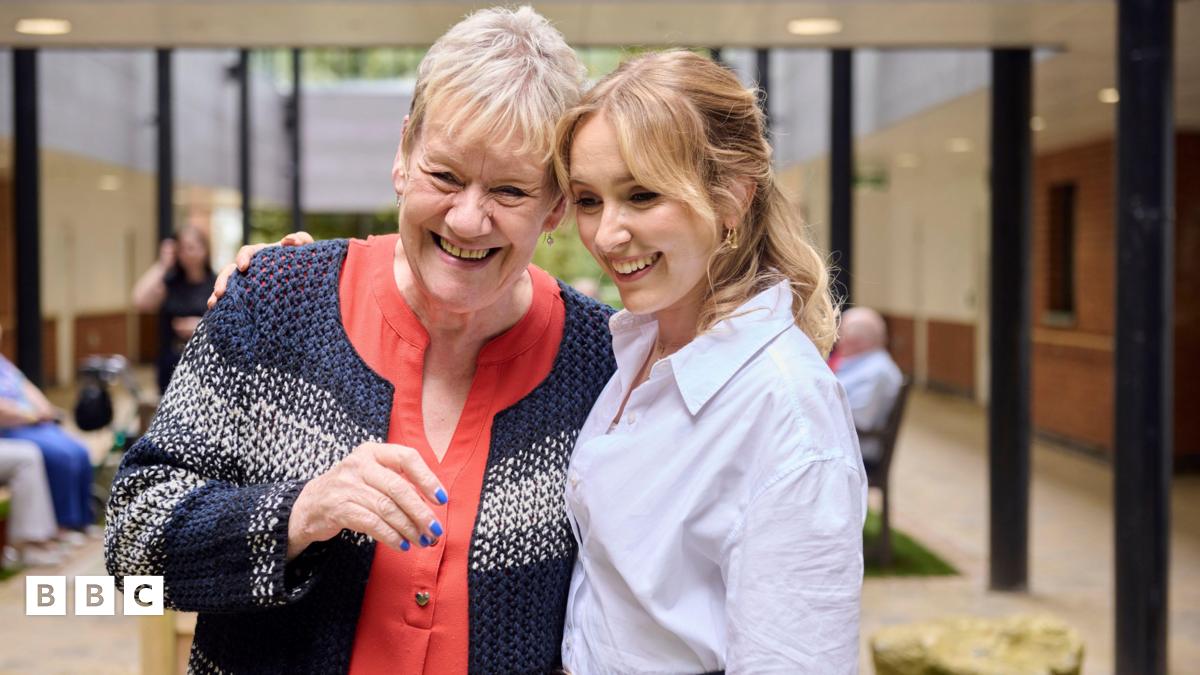Try our British Sign Language filter - BBC