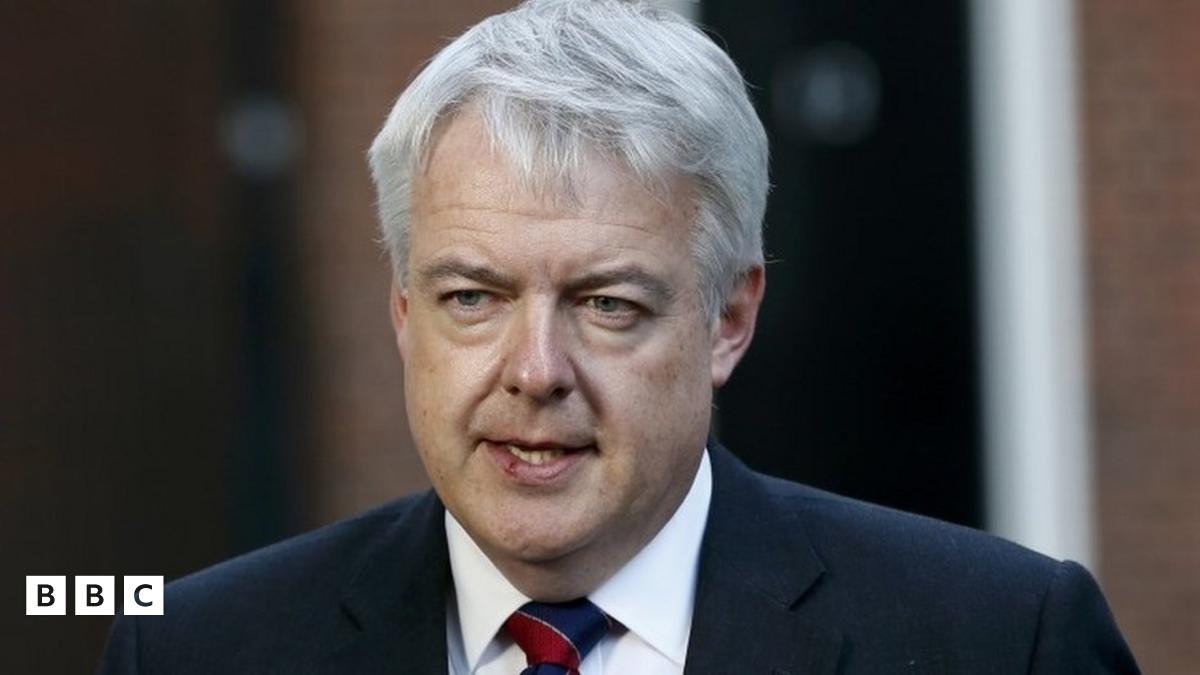 Bwlio: Dim ymchwiliad pwyllgor Cynulliad i Carwyn Jones - BBC Cymru Fyw