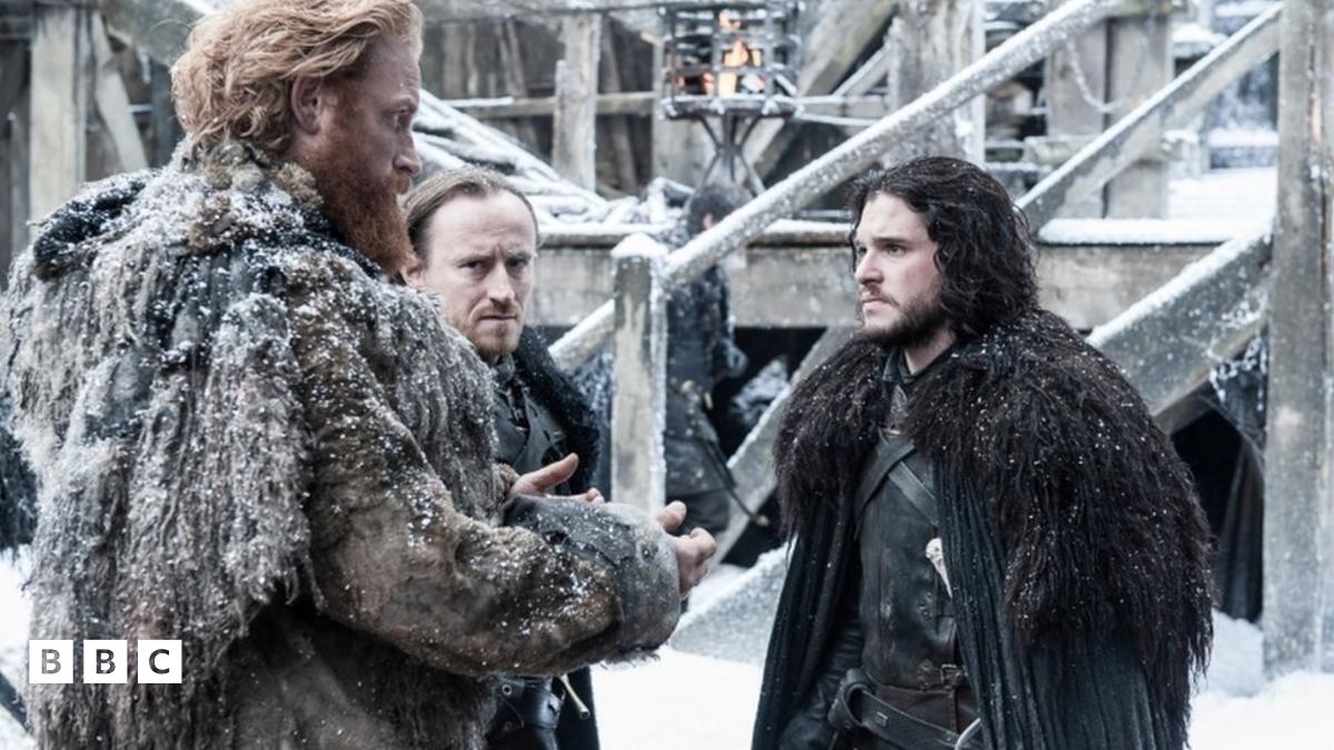 'Dylai'r Cymry ymfalchïo yn ein llên ffantasi' - BBC Cymru Fyw