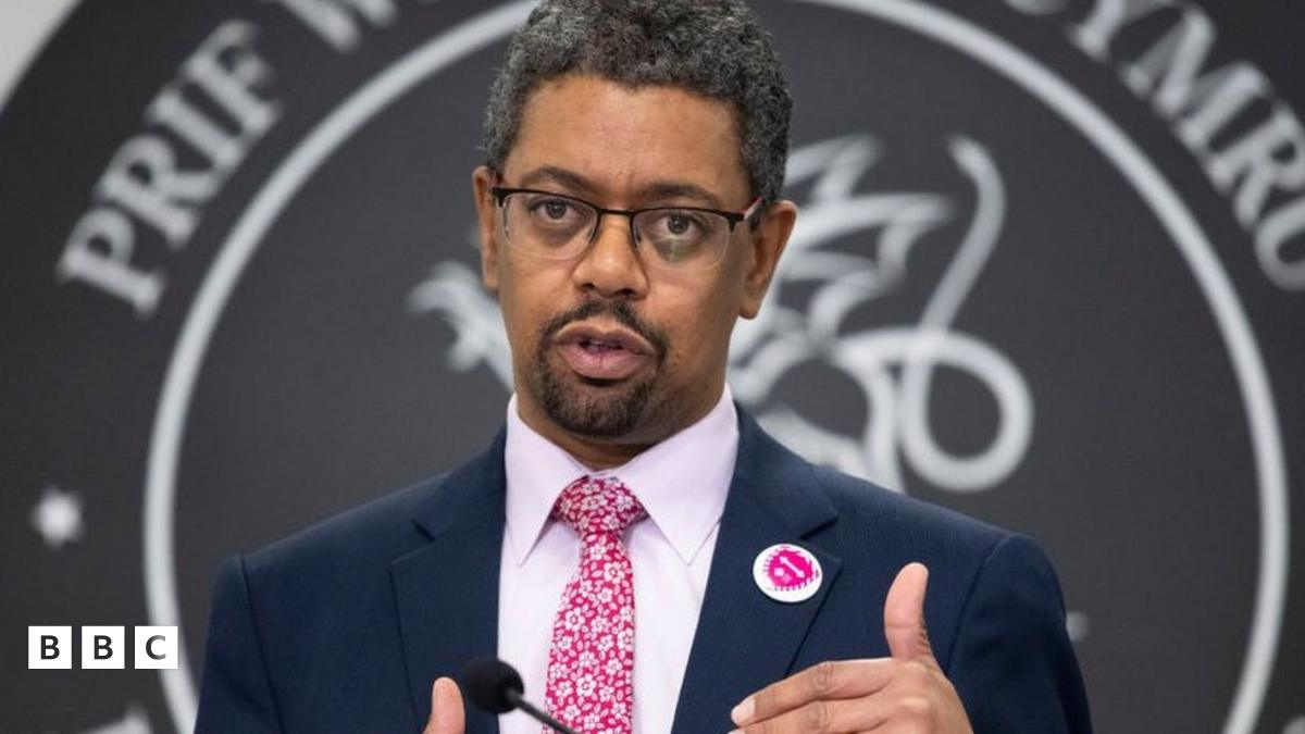 Vaughan Gething yn derbyn £200,000 gan gwmni troseddwr amgylcheddol ...