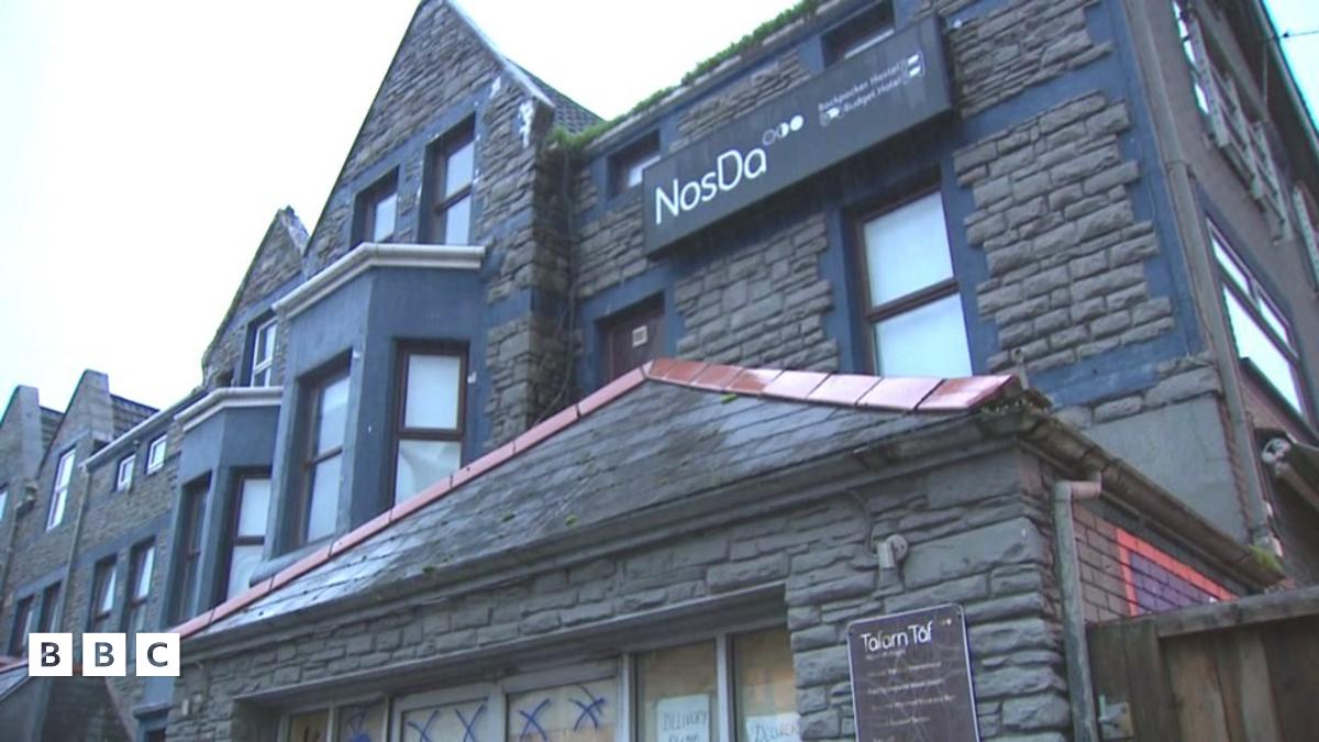 Caerdydd: Cyn-hostel Nos Da wedi troi'n fan 'anniogel' - BBC Cymru Fyw