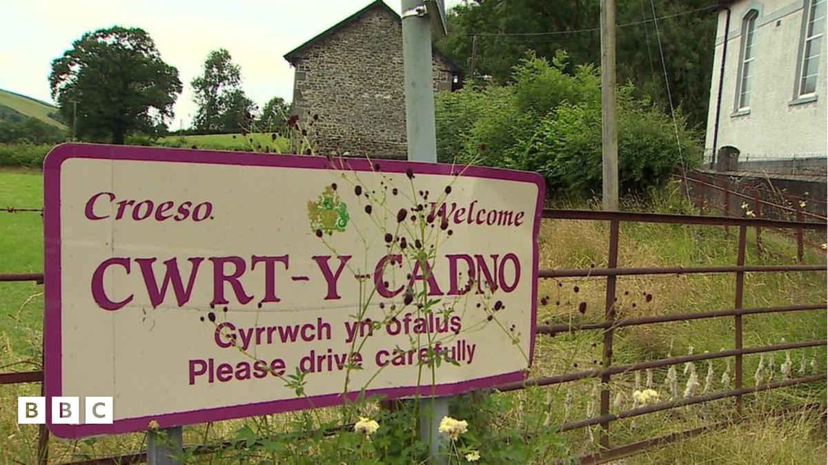 'Newid cynlluniau' Cwrt y Cadno wedi pryderon lleol - BBC Cymru Fyw