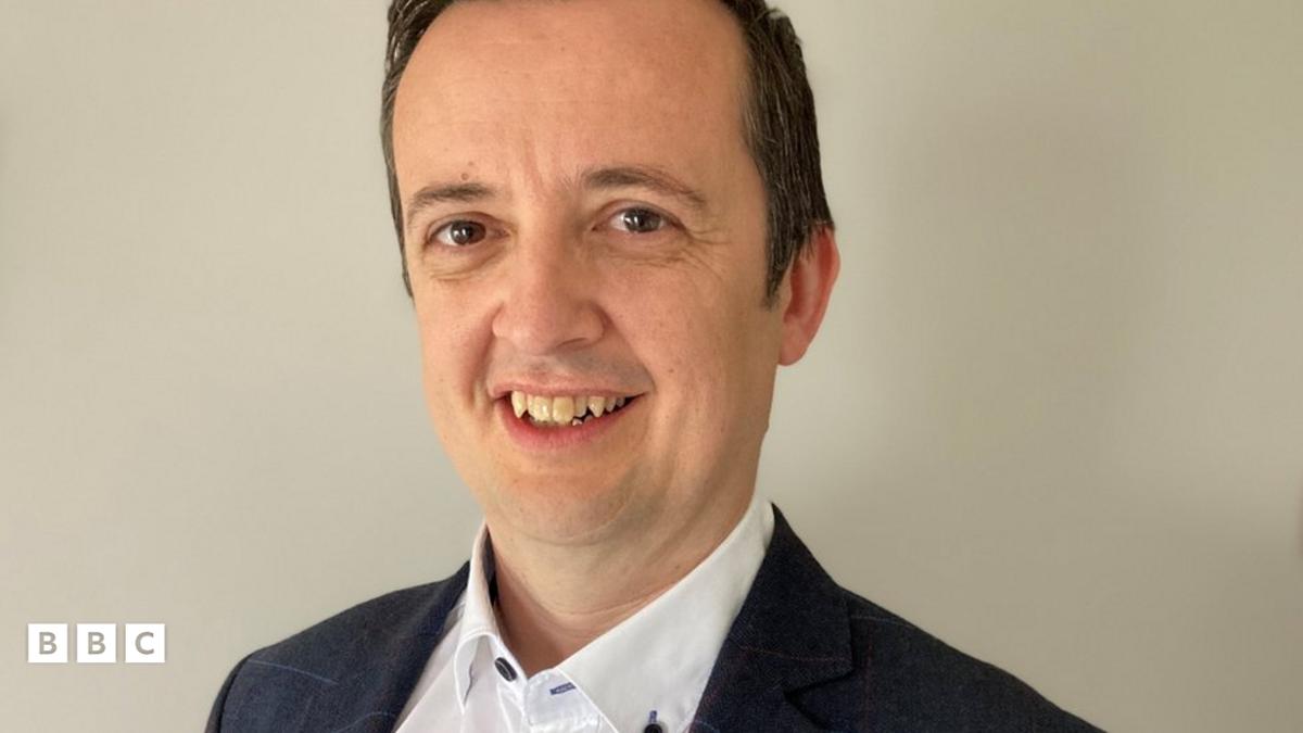 Plaid Cymru yn penodi Owen Roberts yn brif weithredwr - BBC Cymru Fyw