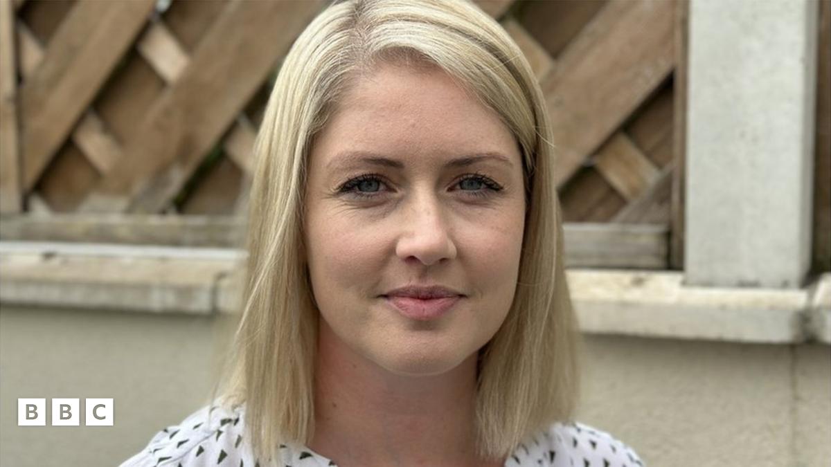 PMDD: 'Diffyg cydnabyddiaeth' o effaith cyflwr cyn mislif - BBC Cymru Fyw