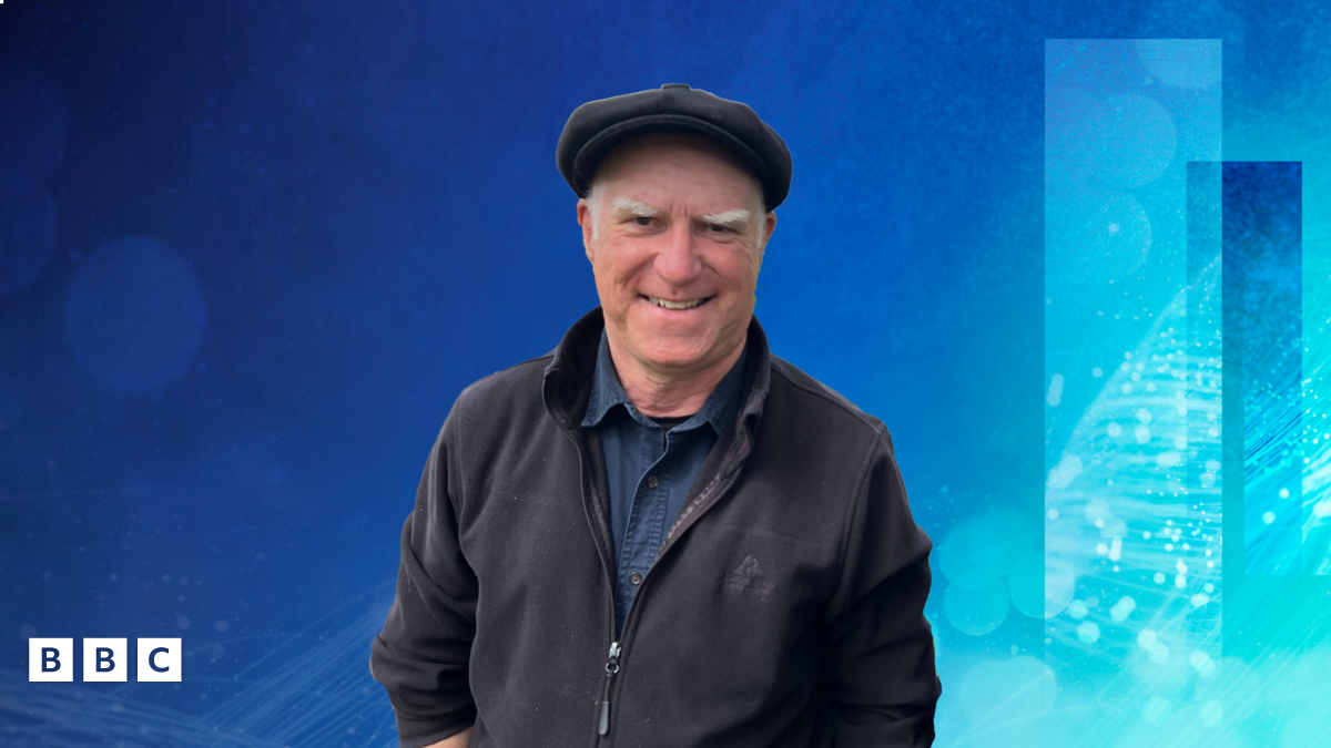 Rhys Mwyn: Sefydlu grŵp newydd i drafod cerddoriaeth - BBC Cymru Fyw