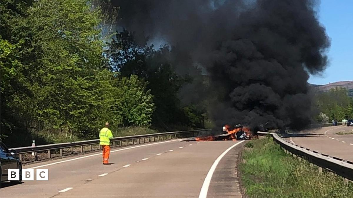 Damwain awyren ger Y Fenni - BBC Cymru Fyw