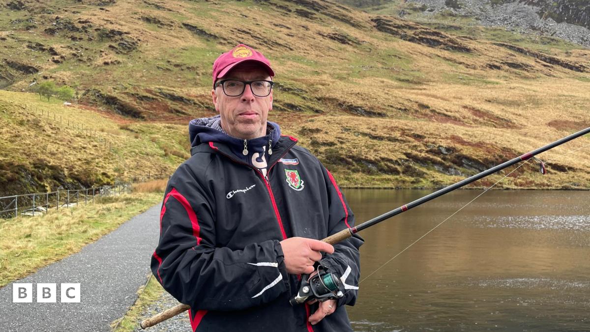 Dyfodol un o glybiau pysgota hynaf Cymru yn y fantol - BBC Cymru Fyw