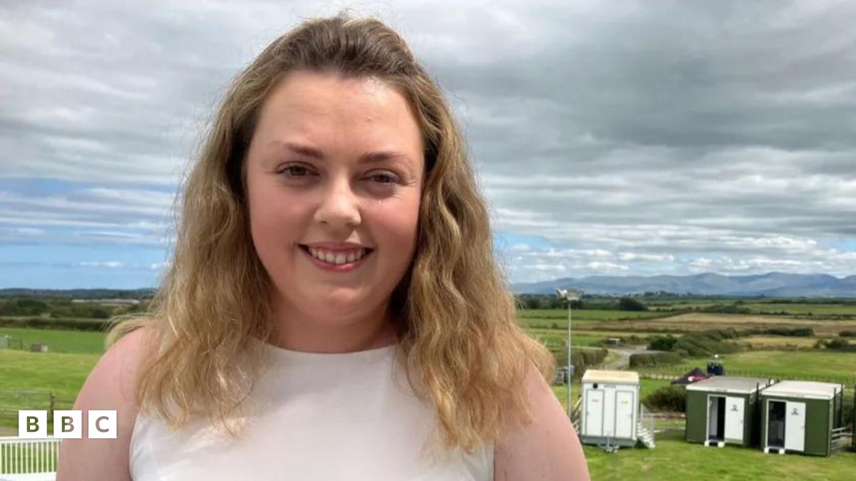 Sioe Môn: 'Diolch i bobl am gefnogi drwy beidio codi'r pris' - BBC ...