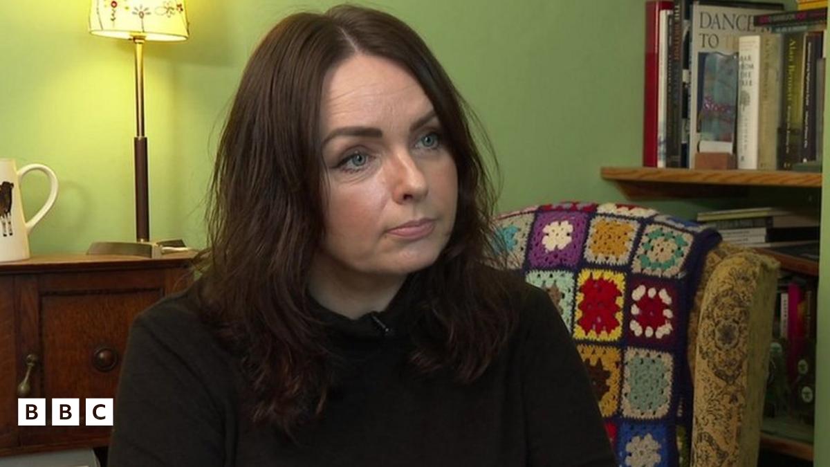 Cynghorydd Gwynedd wedi ei bygwth dros gynllun addysg rhyw - BBC Cymru Fyw