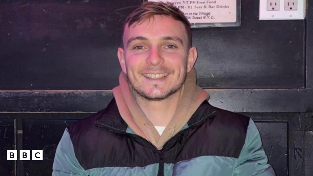 Gamblo: 'O'n i'n colli bob dim, bob tro' - BBC Cymru Fyw