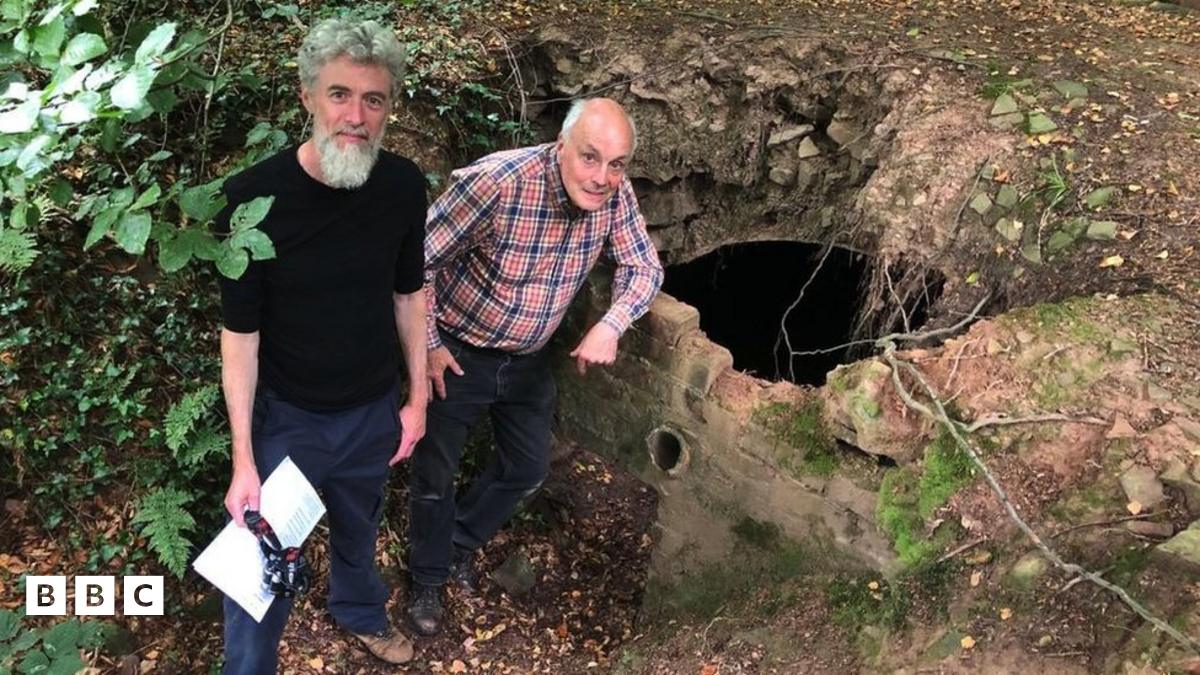 Dylan Iorwerth sy'n mynd Dan Ddirgel Ddaear - BBC Cymru Fyw