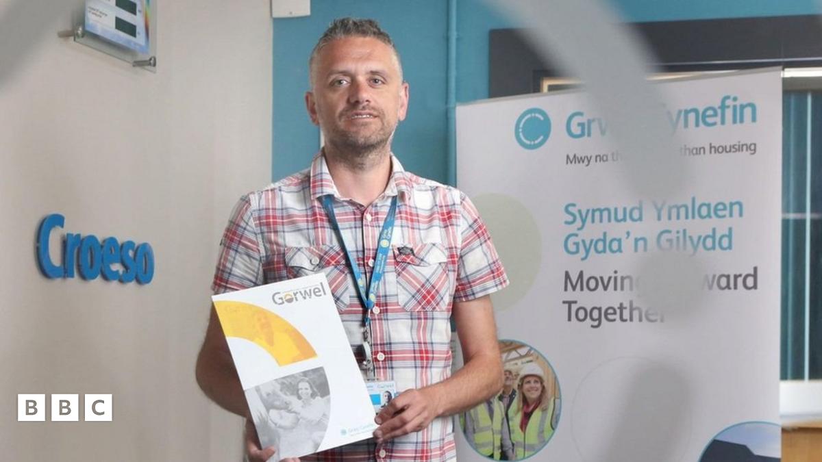 Rhewi cyllideb yn 'bygwth gwasanaethau digartref' - BBC Cymru Fyw