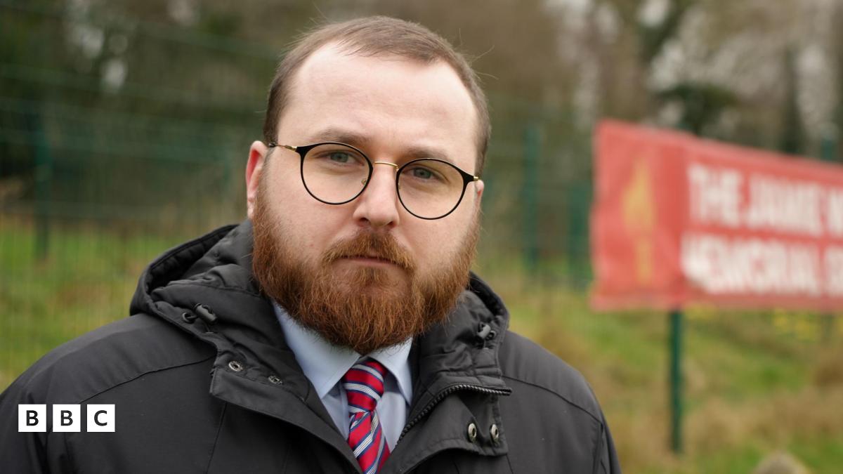 Jack Sargeant: Colli Dad a Jamie oedd 'y boen waethaf yn y byd' - BBC ...