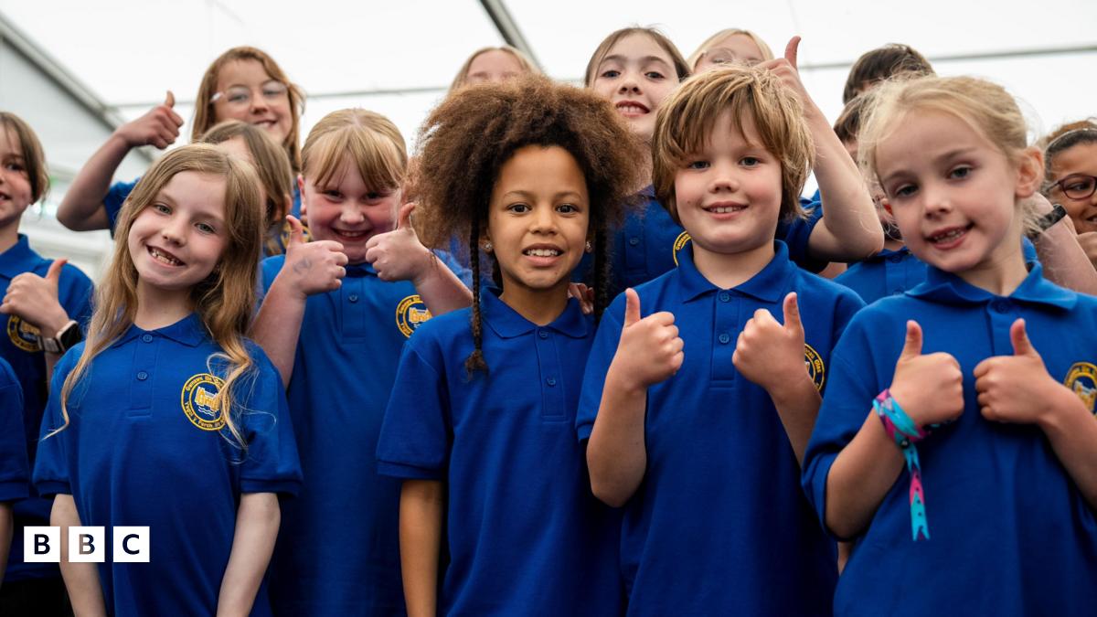 Trefn gystadlu newydd ar gyfer Eisteddfod yr Urdd saith diwrnod - BBC ...