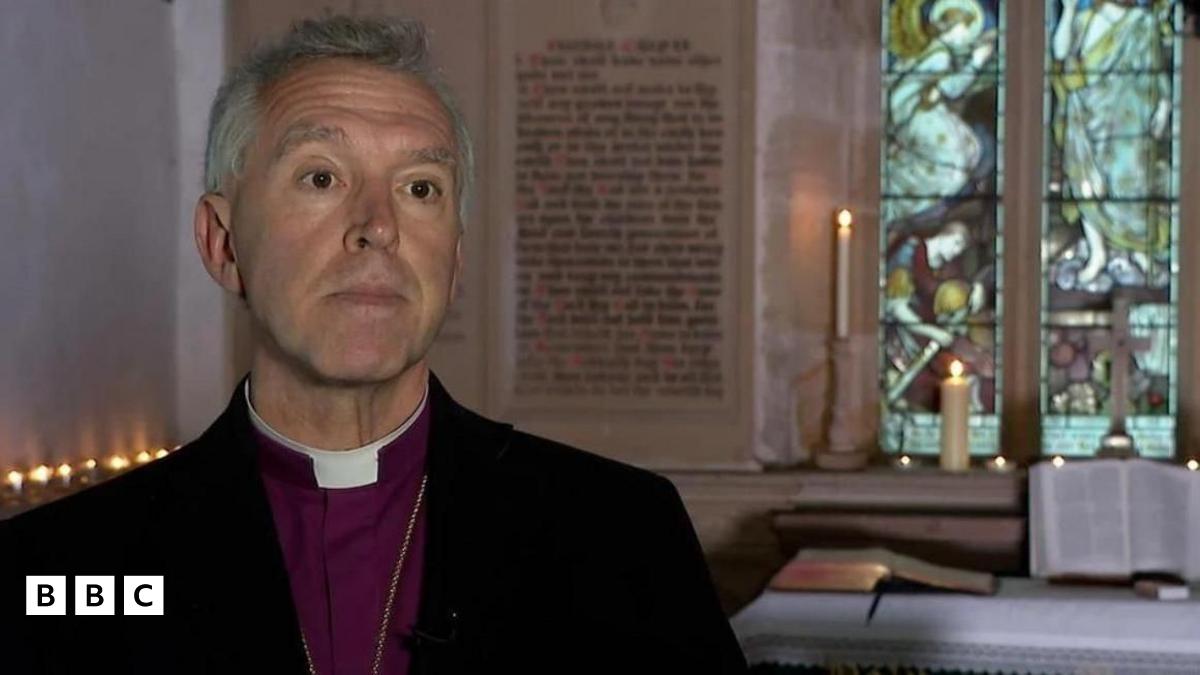 Andy John: 'Penderfyniad iawn i ymddeol ond yn boenus ofnadwy' - BBC ...