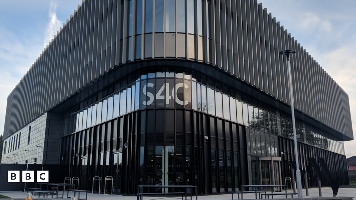 S4C wedi gwario £564,000 ar yr ymchwiliad i fwlio - BBC Cymru Fyw