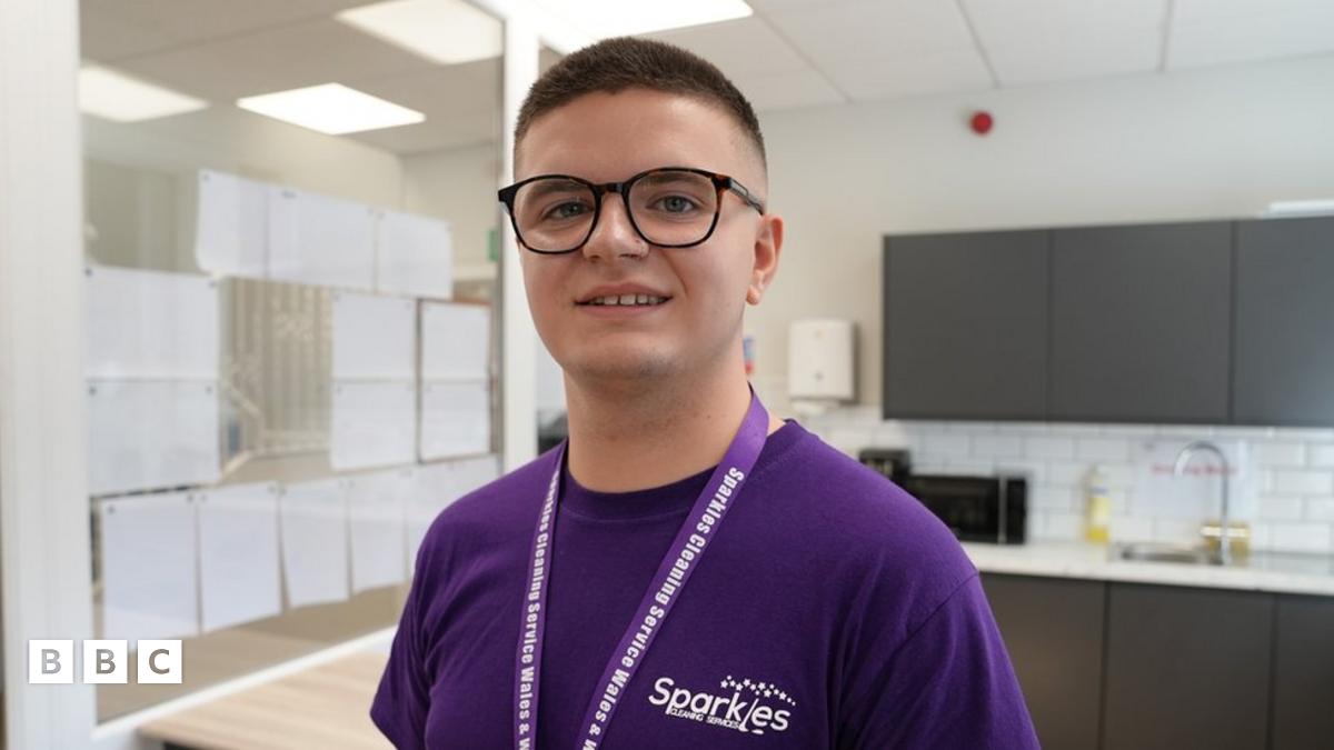 Cyflog Byw Go Iawn: 18,000 i gael cyflogau uwch yng Nghymru - BBC Cymru Fyw