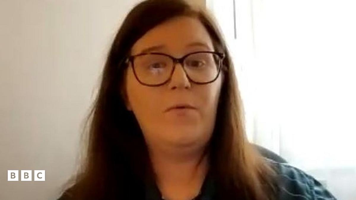 Sarhau pencampwr traws ar-lein wedi protest gêm o pŵl - BBC Cymru Fyw