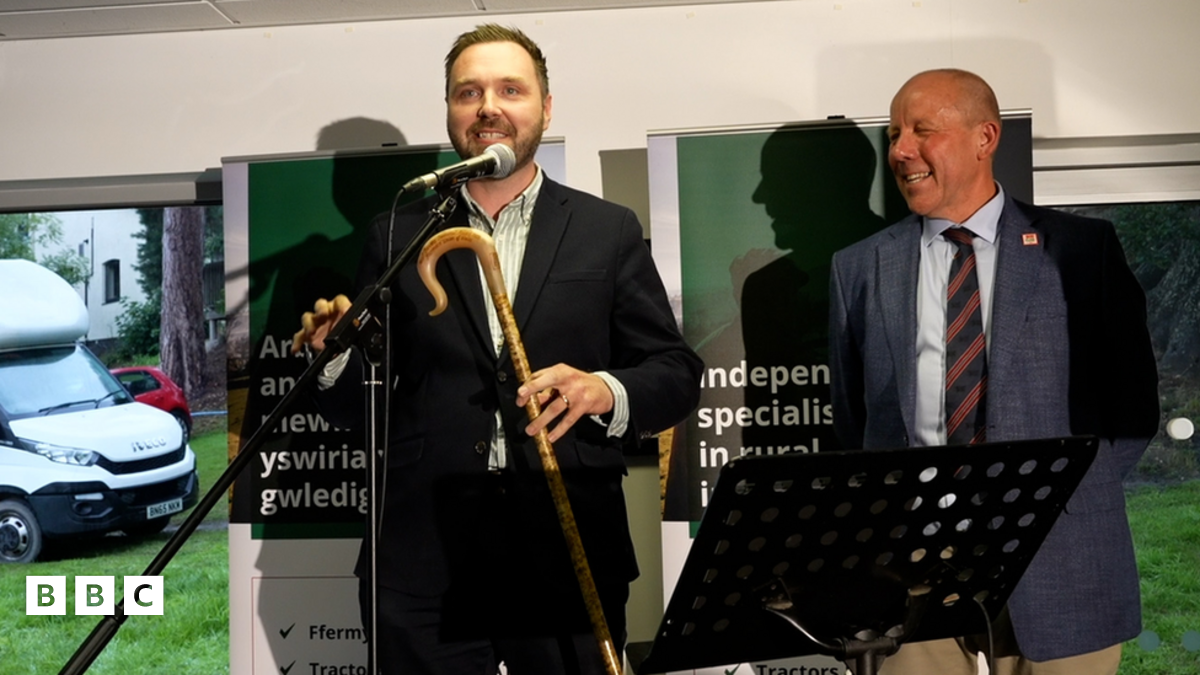 Gwobr Undeb Amaethwyr i ohebydd amgylchedd BBC Cymru - BBC Cymru Fyw