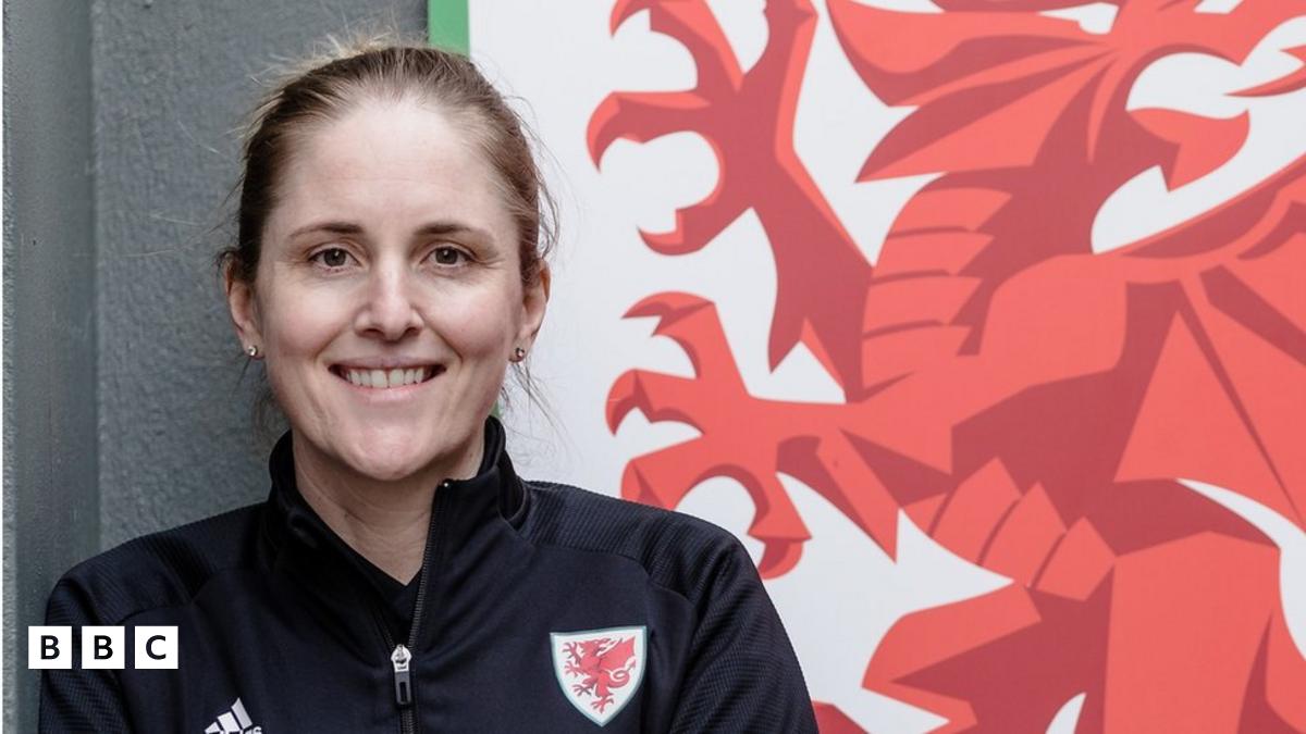 Penodi Gemma Grainger i arwain tîm pêl-droed merched Cymru - BBC Cymru Fyw
