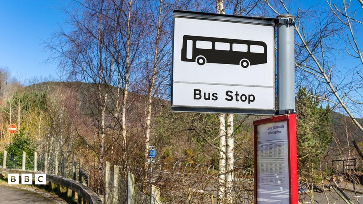 Trigolion Parc Maesteg yn gorfod cael tacsi i fynd i siopa - BBC Cymru Fyw