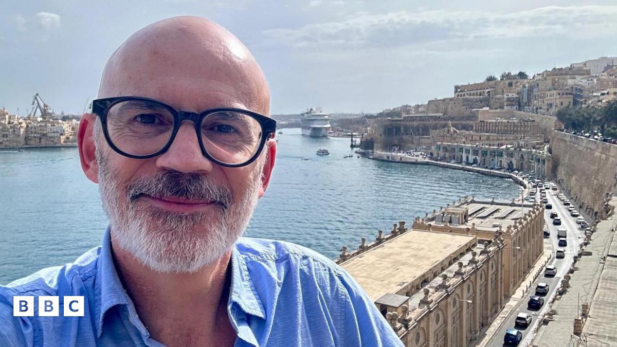 3 Llun: Lluniau pwysicaf Arwel Gruffydd - BBC Cymru Fyw