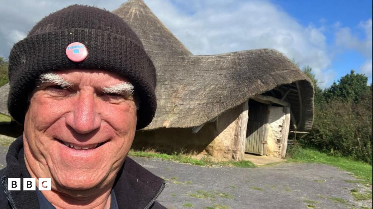 Cwis archeoleg Rhys Mwyn - BBC Cymru Fyw