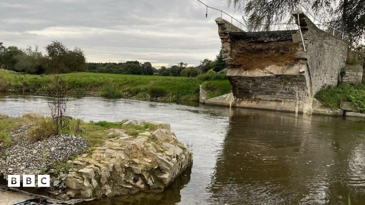 'Perygl' i ddŵr yfed miloedd gan gynllun pont newydd - BBC Cymru Fyw