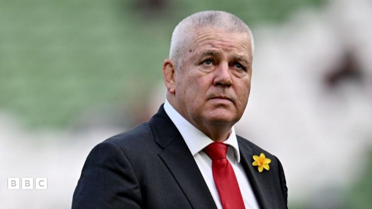 Cymru v Fiji: Y pwysau yn cynyddu wedi blwyddyn heriol - BBC Cymru Fyw
