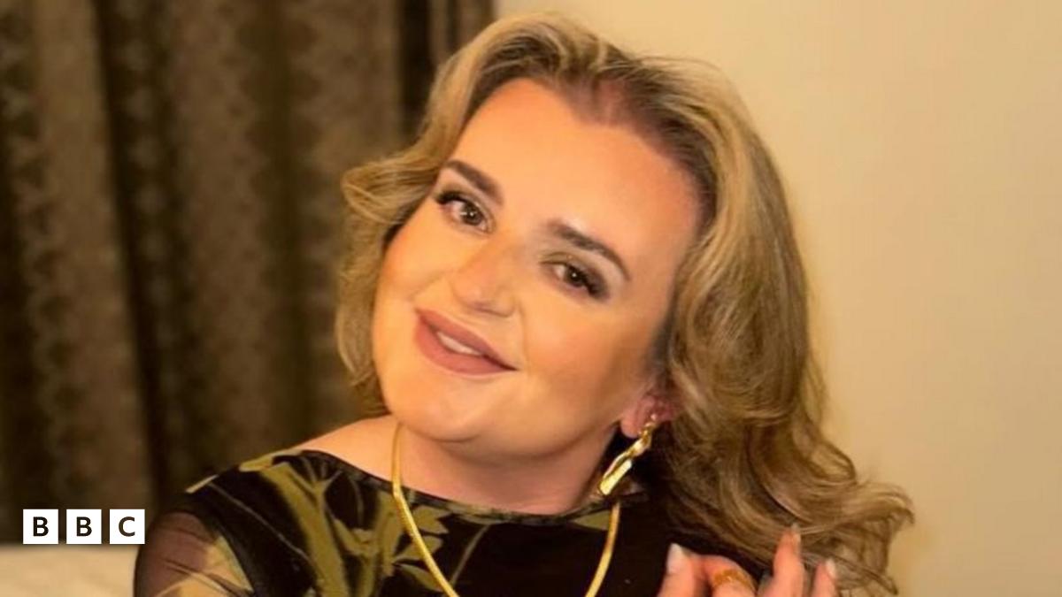 Cyffuriau colli pwysau wedi 'newid bywyd' gohebydd S4C - BBC Cymru Fyw