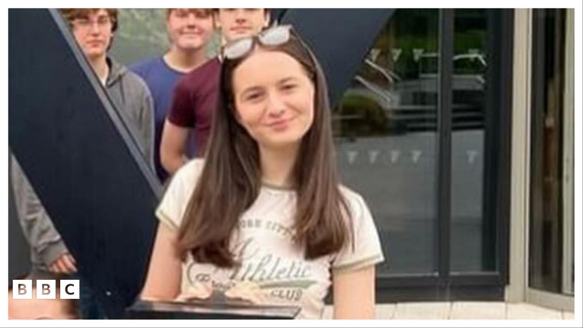 Ateb y Galw: Carrie Cook - BBC Cymru Fyw