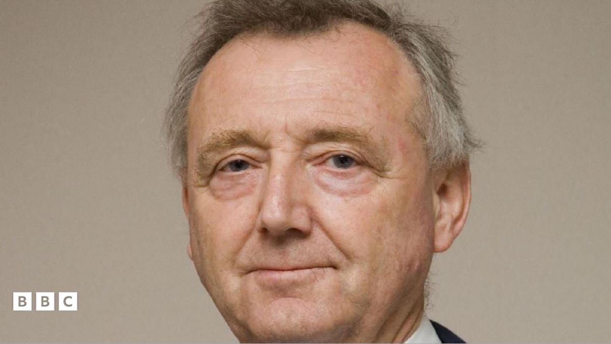 Plaid Cymru yn colli hen sedd Llinos Medi AS ar Gyngor Môn - BBC Cymru Fyw