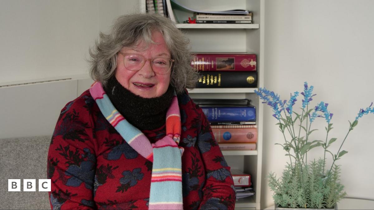 Tri Llun: Mari Gwilym - BBC Cymru Fyw