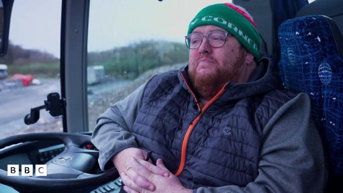 Tlodi gwledig yn ‘cuddio yng ngolau dydd’ - BBC Cymru Fyw