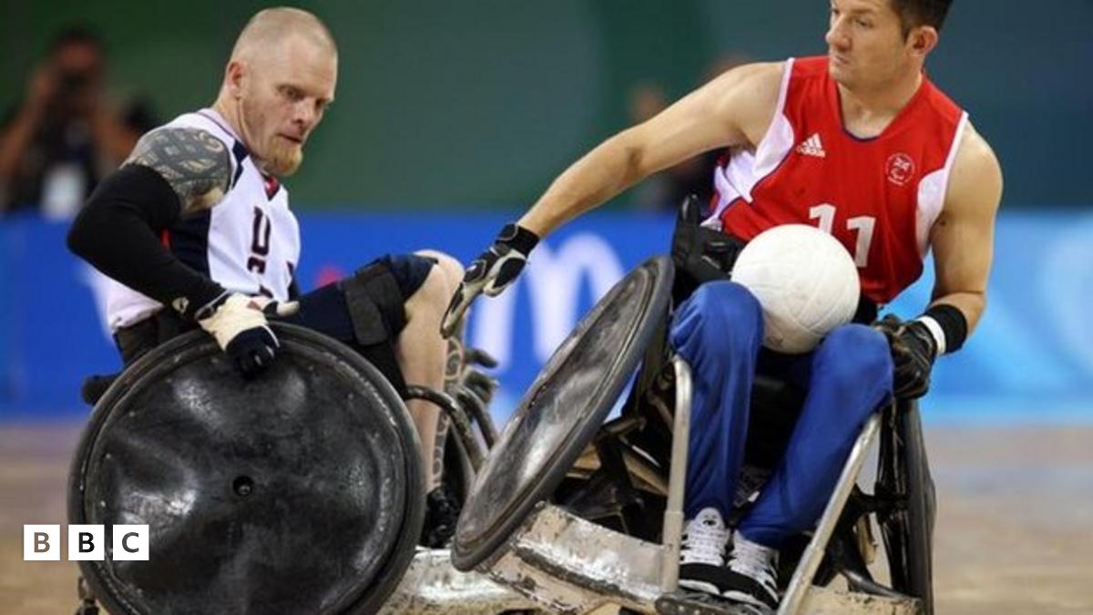 Tîm rygbi cadair olwyn newydd i'r gogledd - BBC Cymru Fyw