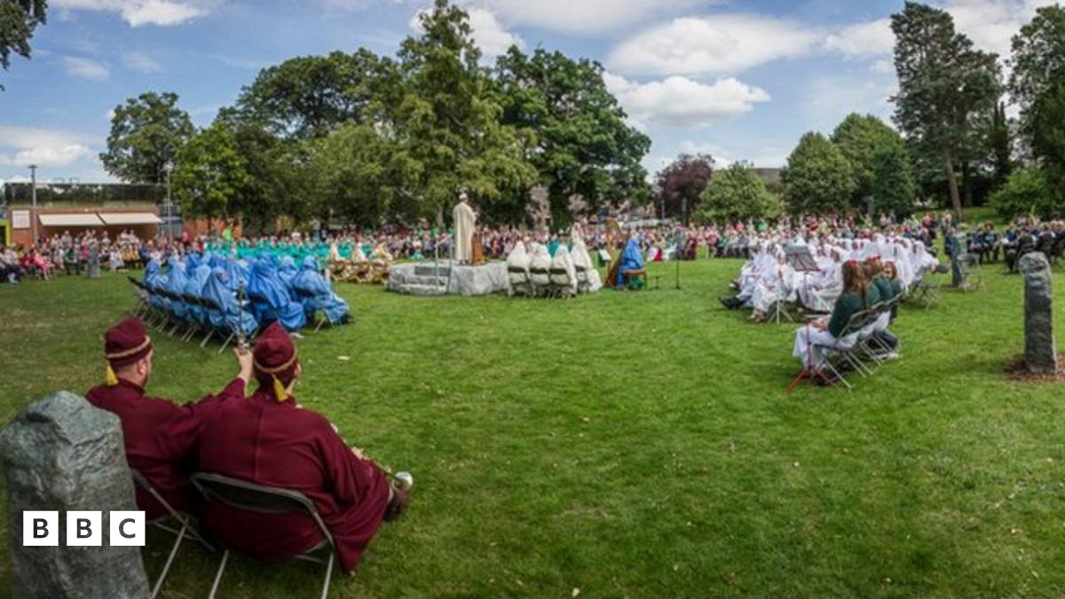 Diwrnod Cyhoeddi Eisteddfod yn un "ardderchog" - BBC Cymru Fyw