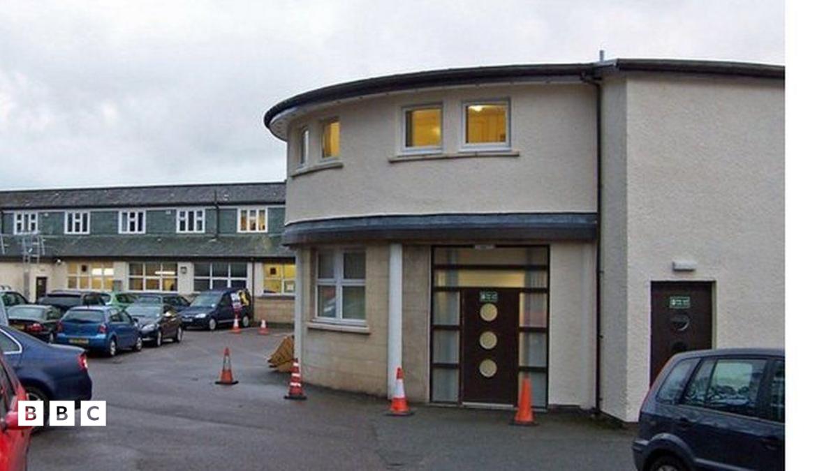 Ospadal Phort Rìgh: 'Cuiribh an t-arm an sàs' - Naidheachdan a' BhBC