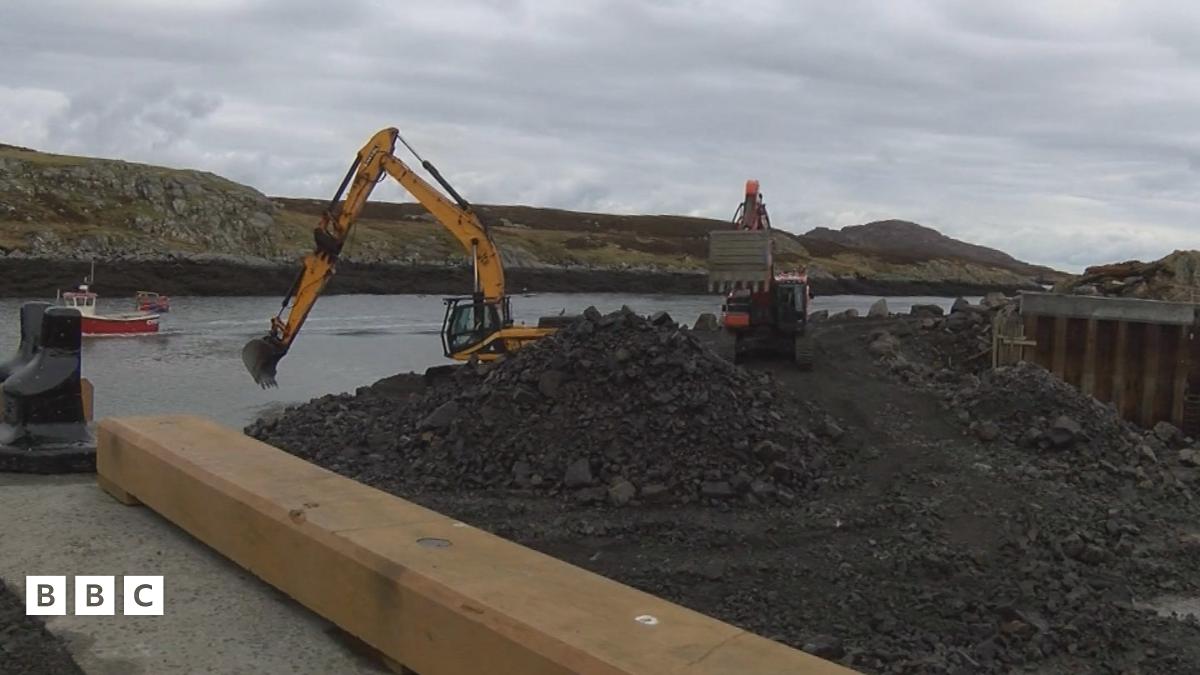 Cidhe Àird Mhèanais gu bhith deiseil - Naidheachdan a' BhBC