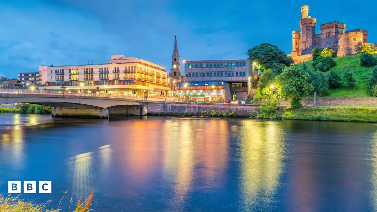 Buaidh Covid is Brexit air aonta baile - Naidheachdan a' BhBC