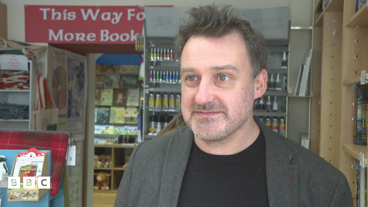 Makar na h-Alba aig Co-labhairt Litearrachd nan Eilean - Naidheachdan a' BhBC