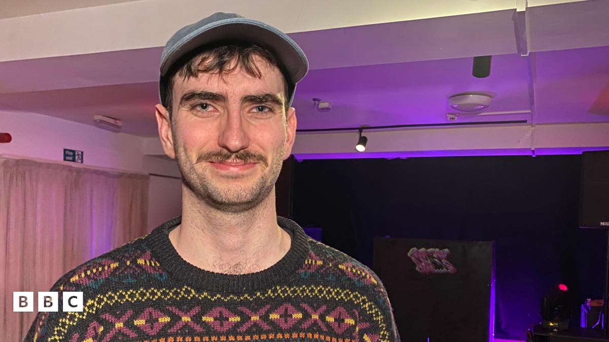 'A' chèilidh' nach eil buileach na cèilidh - Naidheachdan a' BhBC