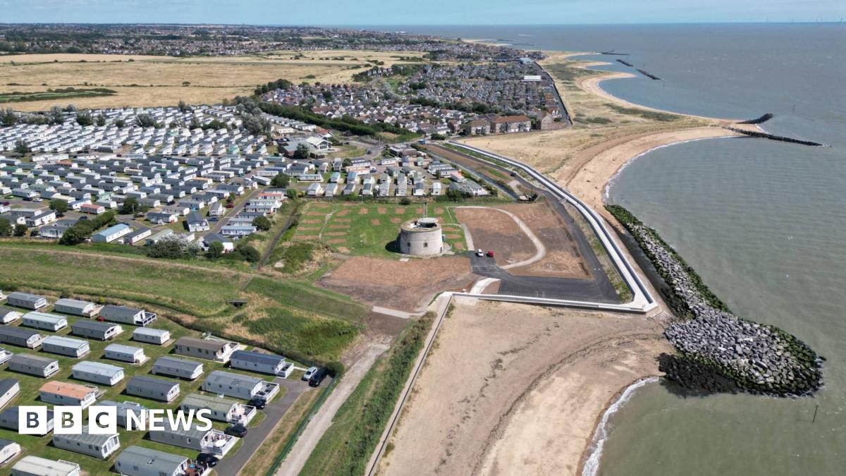 £12m scheme to prevent flooding near Jaywick completed - BBC News
