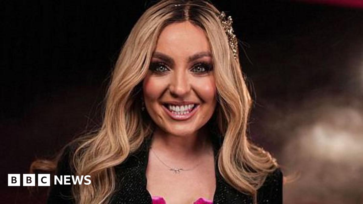 Strictly's Amy Dowden reveals new cancer scare - BBC News