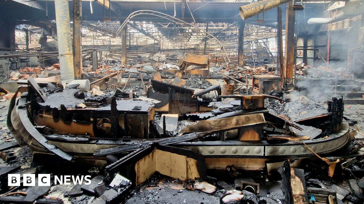 Newry fire: Business owner 'devastated' after accidental fire - BBC News