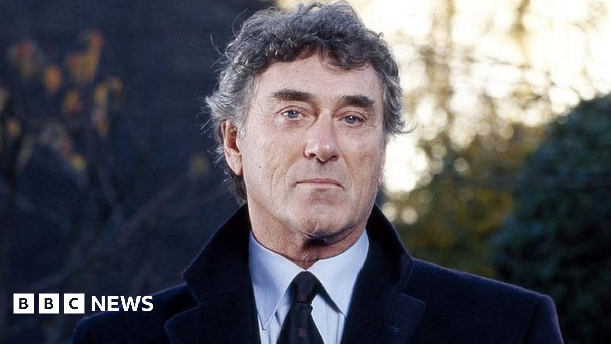 Former EastEnders star Billy Murray says grandchildren nearly kidnapped ...