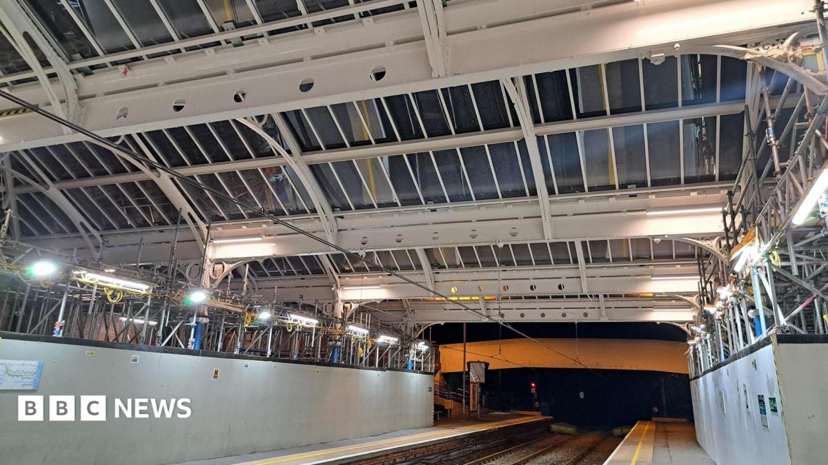 Grade II listed Whitley Bay railway station restoration on track - BBC News
