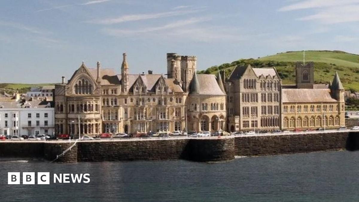 Aberystwyth Old College's secrets revealed 140 years after fire - BBC News